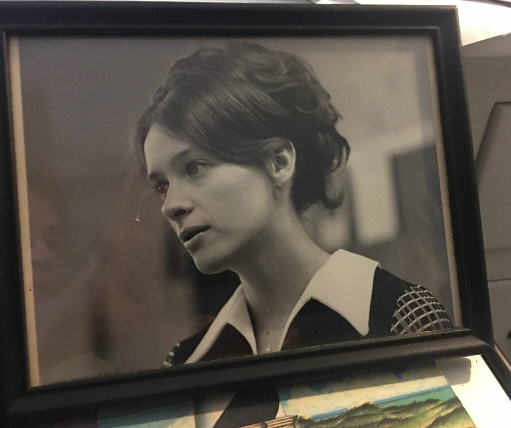 Kathleen Schnelle Hipskind Maier Community Service Scholarship - Mount ...